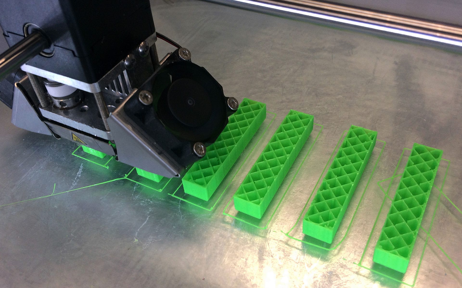 The Benefits of Portable Fume Extraction in 3D Printing